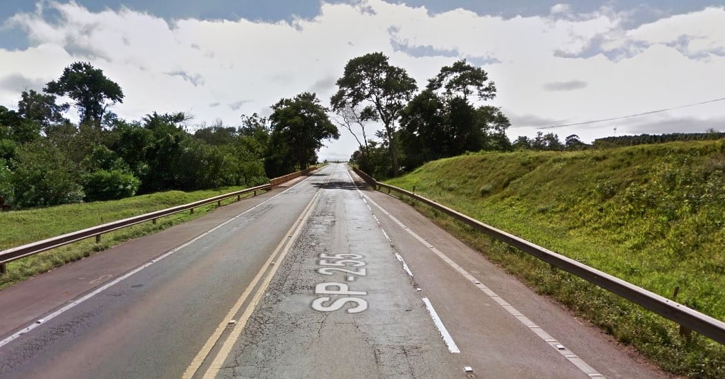 Motoristas devem redobrar a atenção na SP-255 - Jornal A Comarca